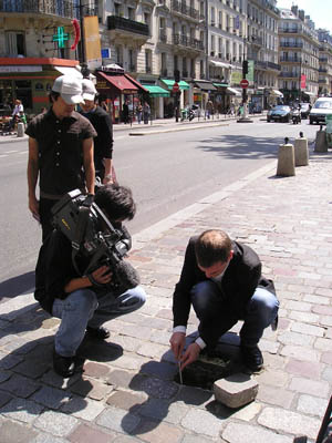 Jaspert en action à la Galerie Roussard, Montmartre